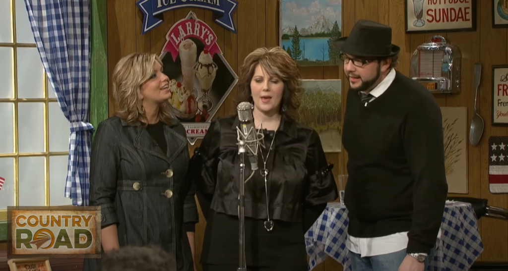 The Isaacs sing "When God Seems So Near" - Country Road TV
