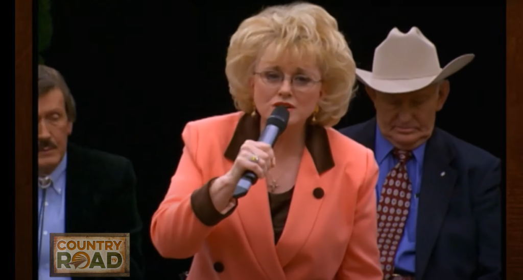Margo Smith sings "Take My Hand Precious Lord" - Country Road TV