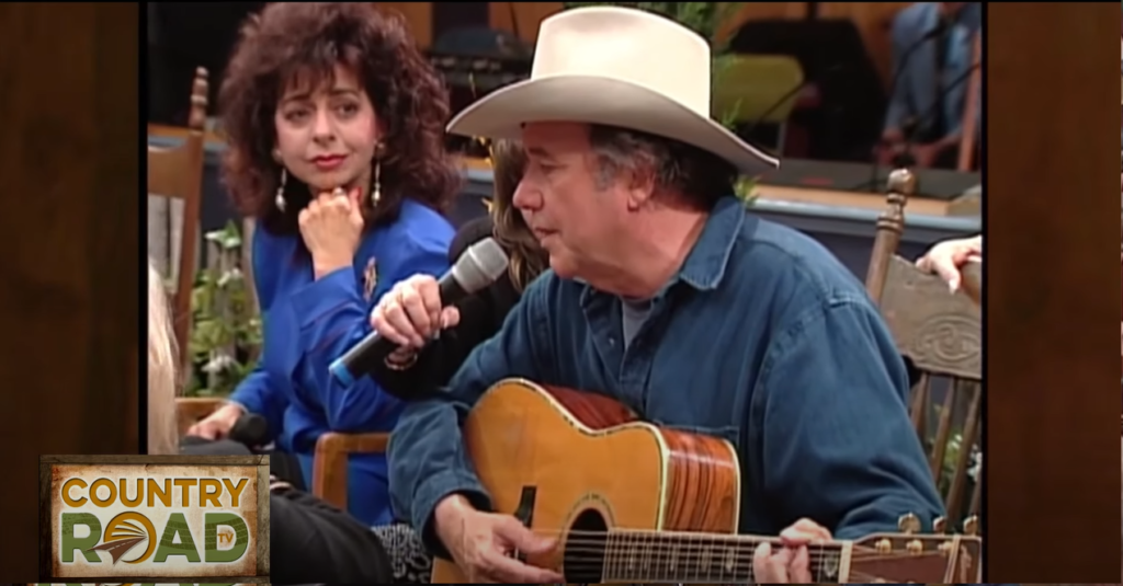 Bobby Bare sings “Detroit City” - Country Road TV