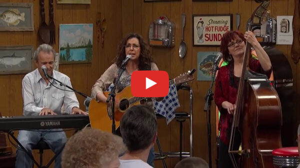 Country Artist Group The Whites - Country Road TV